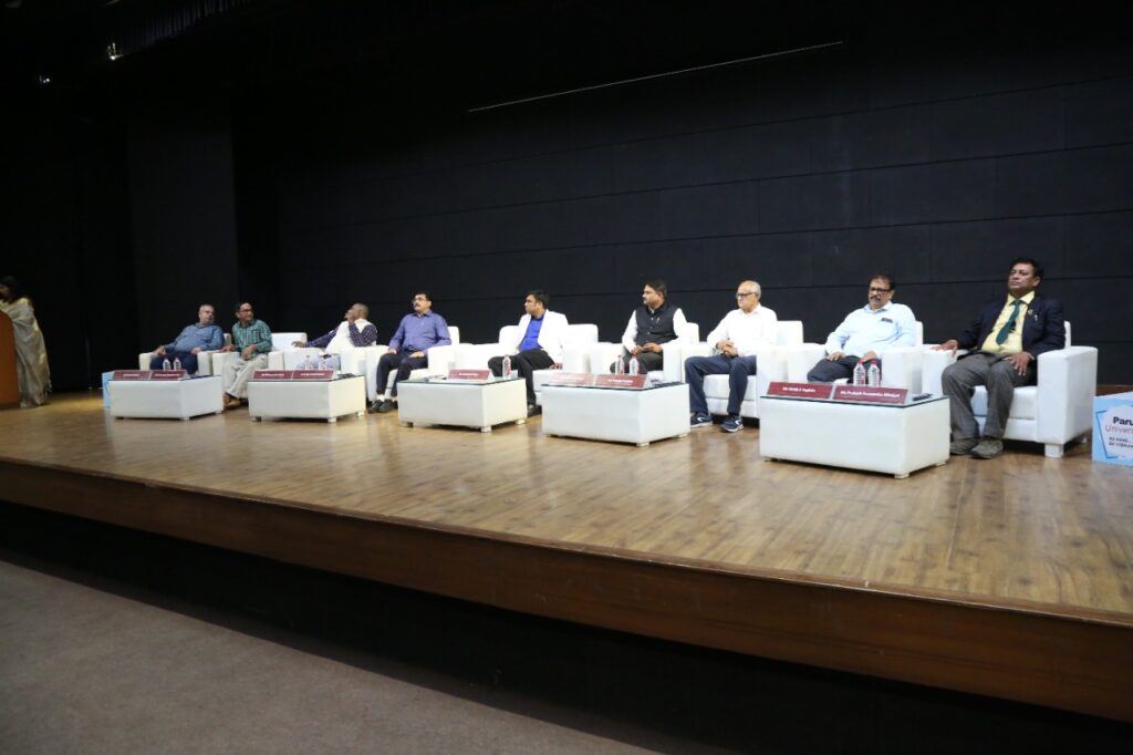 Association of Self-Financed Colleges of Gujarat Hosts the Felicitation ...
